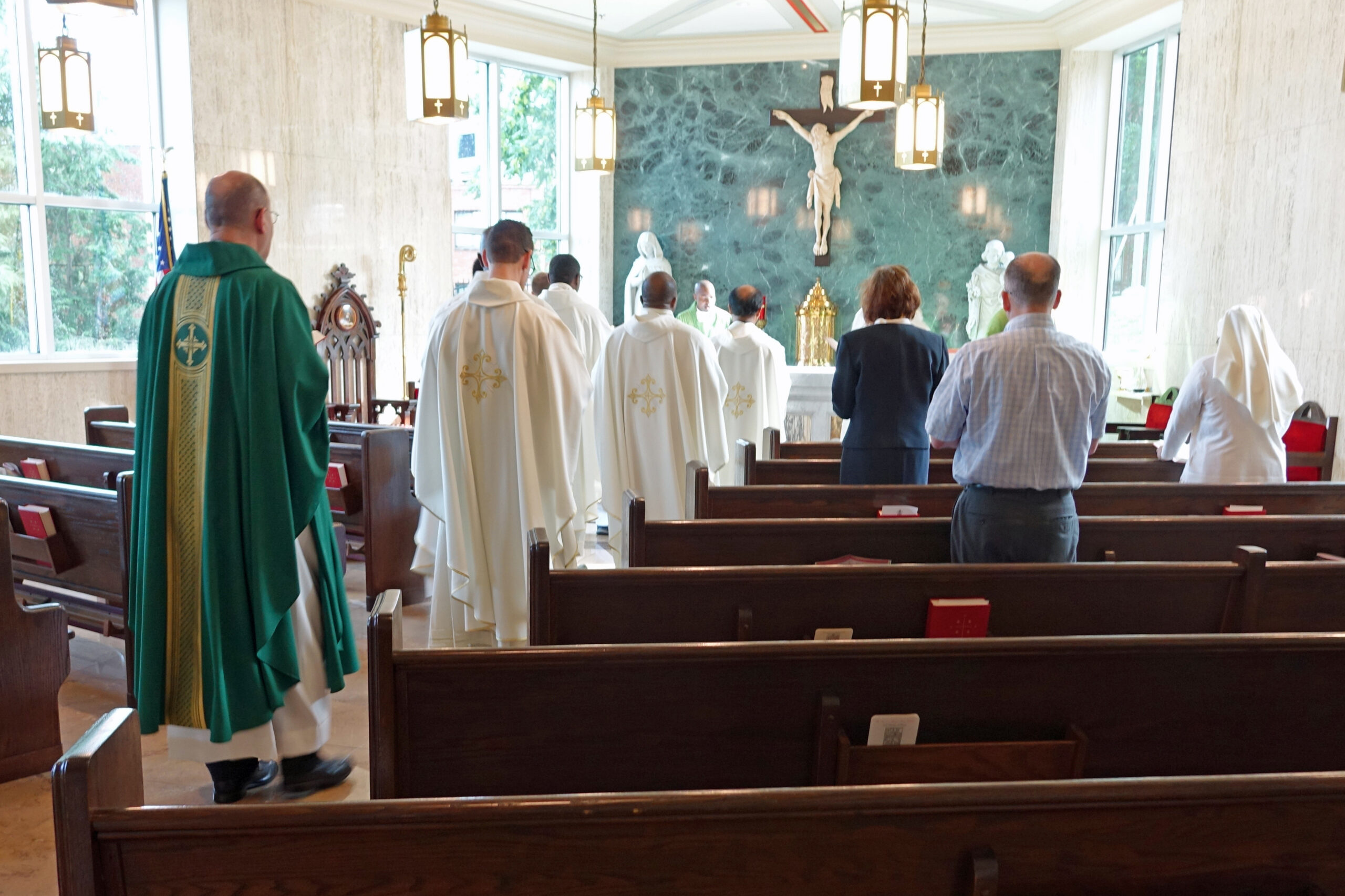 Ten Catholic Priests Gather to Discern Possible “Vocation Within a ...