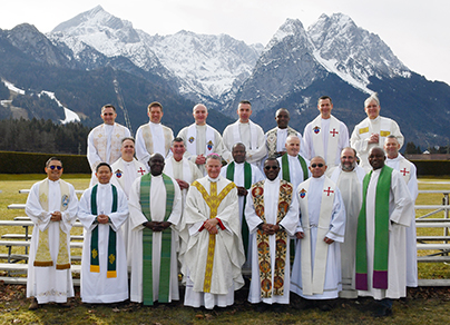 U.S. Servicemen Hone Prayer Skills at Catholic Men’s Retreat in Europe ...